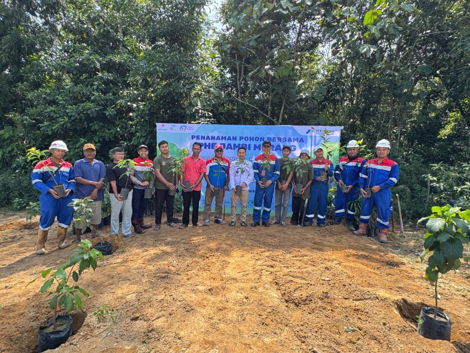 PHE Jambi Merang Peringati HLHS 2025 Bersama Warga Desa Simpang Bayat ...